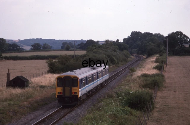 35MM RAILWAY SLIDE- DMU Class 150. 150261 @ Chetnole £2.75 - PicClick UK