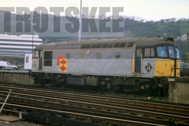 35MM SLIDE BR British Rail Diesel Loco Class 33 33204 Dover 1993 Orig £ ...