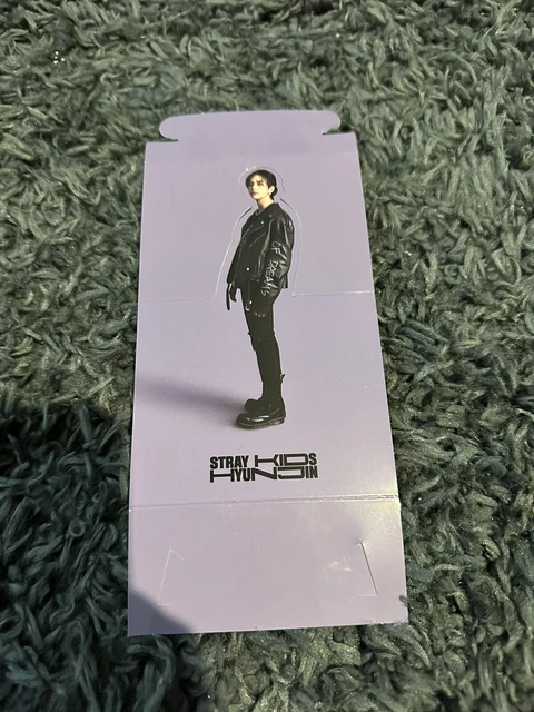 STRAY KIDS GO Live Limited Hyunjin Standee £5.00 - PicClick UK