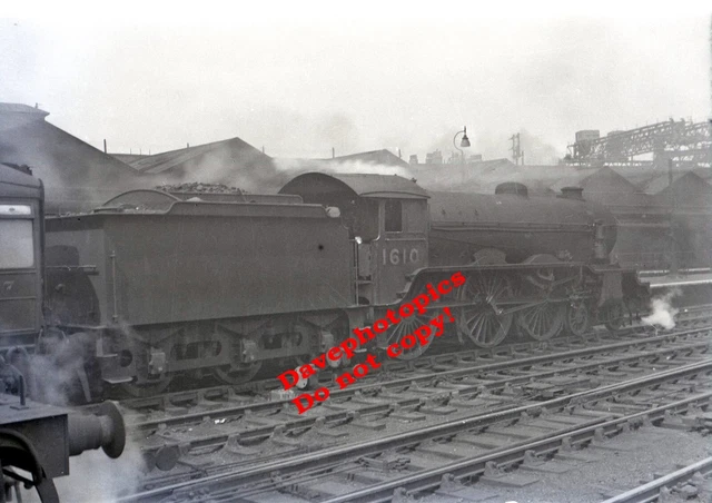 B&W RAILWAY NEGATIVE (6mx9cm) 1610 L.N.E.R B17/6 4-6-0 " Honingham Hall ...