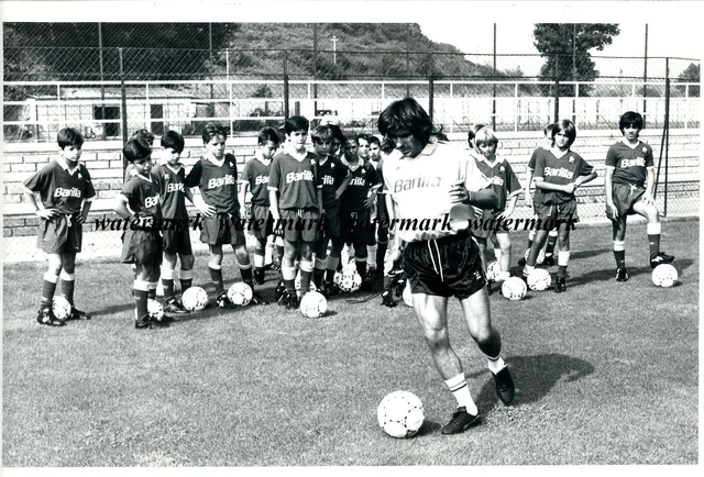 FOTO ORIGINALE BRUNO Conti si allena con gli esordienti dell'AS Roma ...