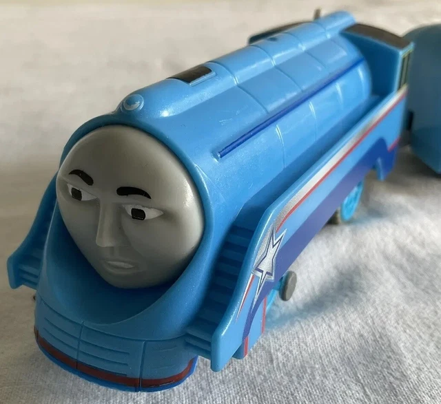THOMAS & FRIENDS Trackmaster Streamline “Shooting Star Gordon” Train ...