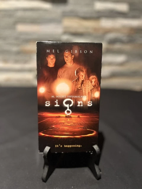 SIGNS VHS HORROR Sci-Fi Movie Mel Gibson Joaquin Phoenix M. Night ...