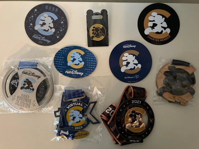 CLUB RUNDISNEY CHARTER Member 2020, 2021, 2022, 2023 Lot Medals Magnets ...