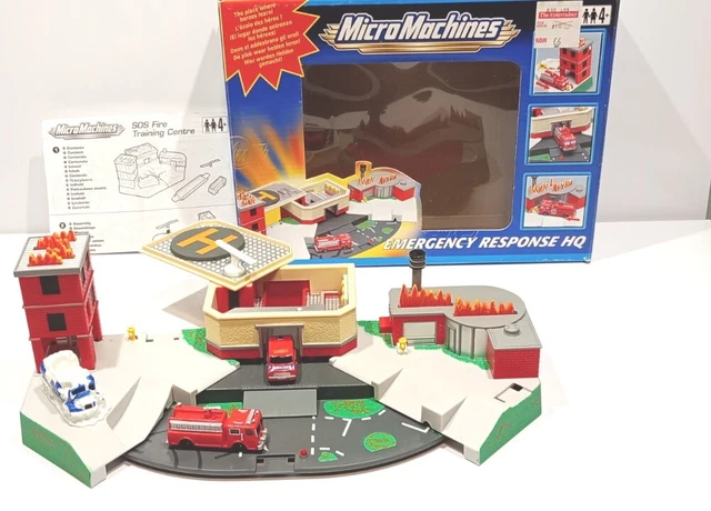 HASBRO MICRO MACHINES 2002 Plastic Emergency Response HQ Action Playset ...