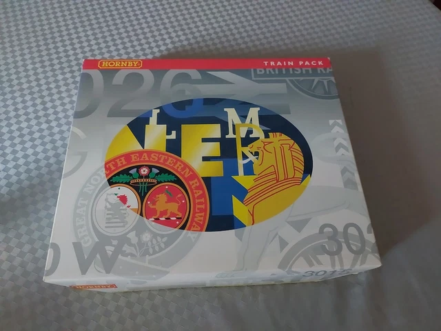 HORNBY R2373M SILVER Fox A4 Class Train Pack £135.00 - PicClick UK