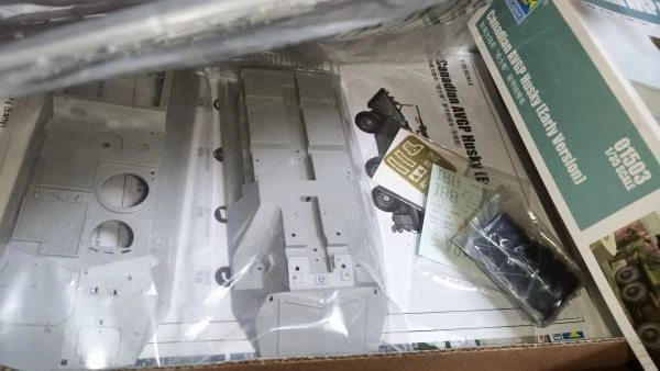 UNMONTIERTER TRUMPETER 1/35 01503 Canadian Army Husky 6x6 ARV EUR 112 ...