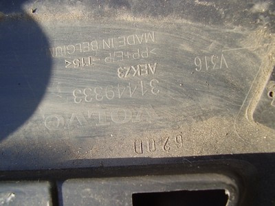 GENUINE VOLVO XC40 Rear Bumper Lower Section 18-On 31449333 £30.00 ...