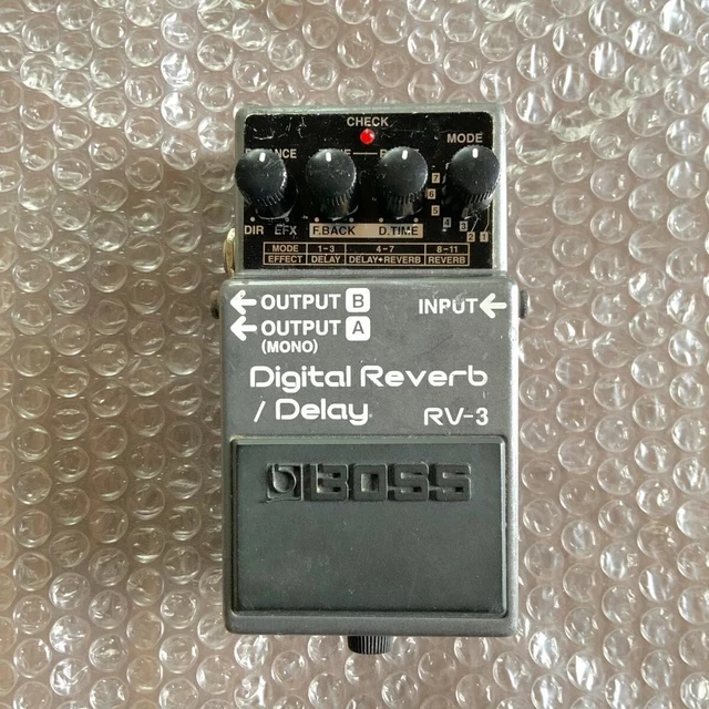 TEST DE PÉDALE d'effets guitare BOSS RV-3 Digital Reverb Delay complet ...
