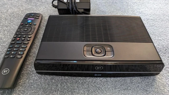 BT ULTRA HD YouView Box 1TB with Twin HD Freeview and Remote Control ...
