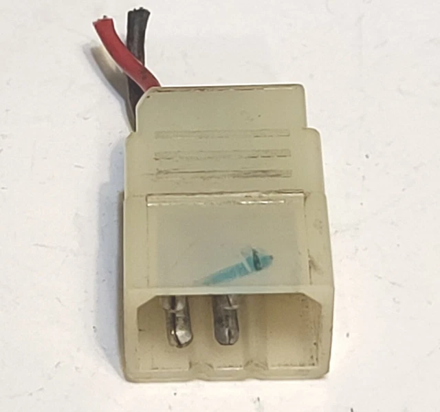 ACCESSORY 6-PIN CONNECTOR Plug / Radio Communications RADIO ACCESSORY ...
