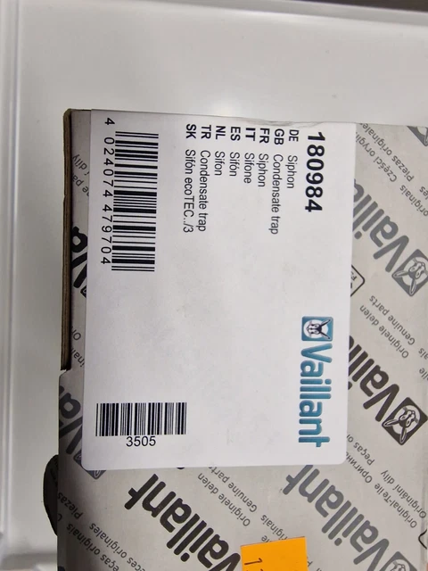VAILLANT ECOTEC SIPHON / Condensation Trap 180984 Original In BOX £26. ...