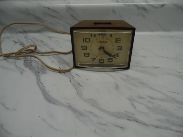 VINTAGE TIMEX ALARM Clock Model Lighted Dial Retro Wood Grain rectangle ...