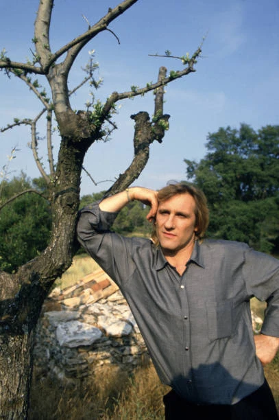 PORTRAIT OF ACTOR Gerard Depardieu January 1986 Historic Old Photo $9. ...