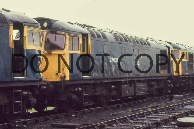 UK DIESEL TRAIN Railway Photograph Of Class 27 27036 Loco. Rm27-25 £1. ...