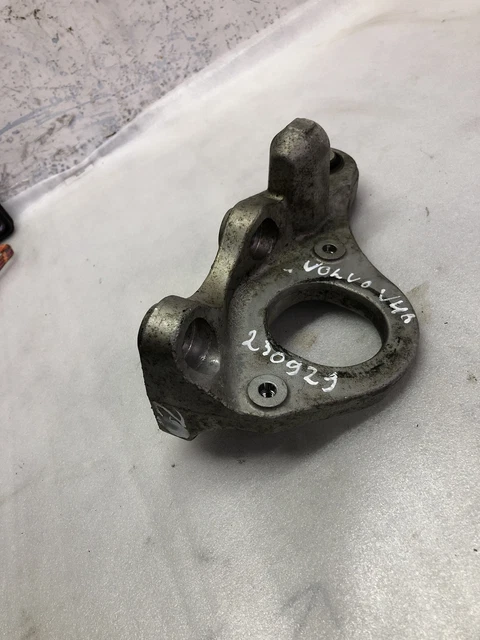 VOLVO V40 CROSS Country 526 Transmission Holder 31401993 2.00 Petrol ...