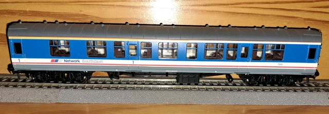BACHMANN 39-130 BR Mk1 Composite Ck Network Southeast Nse 7232 £31.92 ...