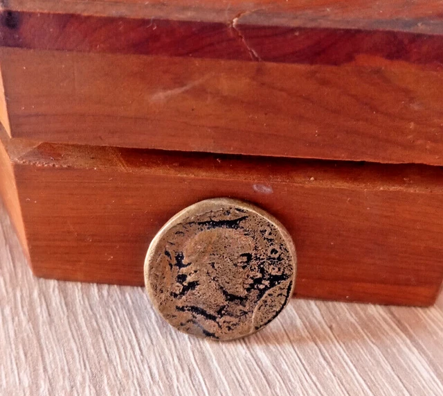 RARE BRONZE DENARIUS Coin Of Julius Caesar And Horse Depicting 46 Bc £ ...