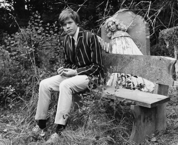 SINGER PETER NOONE Of English Beat Rock Band Hermans Hermits Old Photo ... SINGER PETER NOONE Of English Beat Rock Band Hermans Hermits Old Photo ...