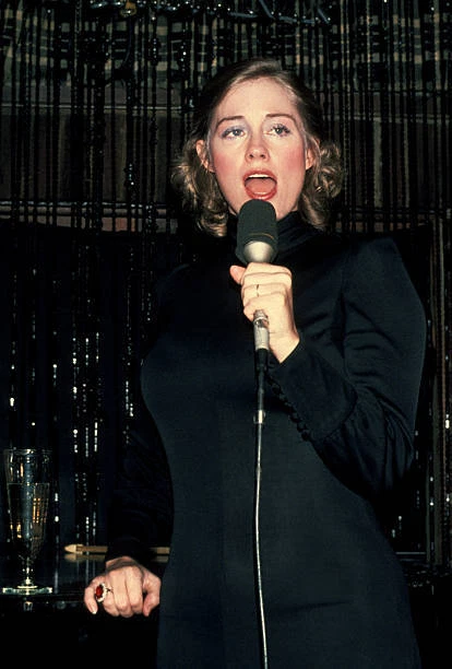 CYBILL SHEPHERD SINGS cabaret circa 1979 in New York City Old Photo 2 ...