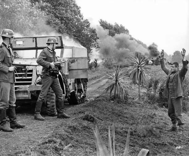 OLIVER REED IS captured by the German soldiers in Hannibal Brooks - Old ...