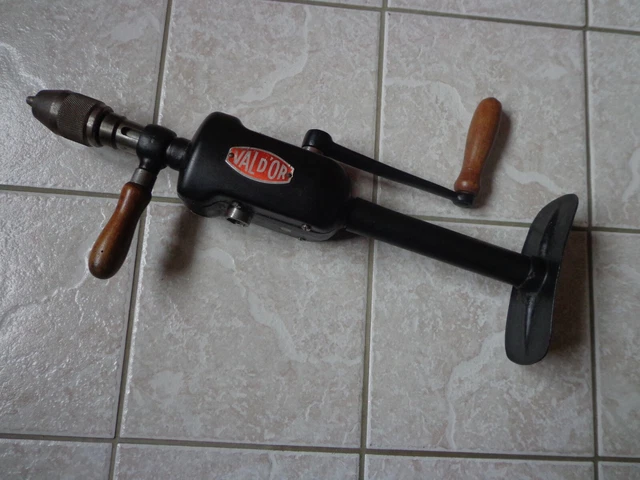 ANCIENNE PERCEUSE À main / chignole Val d'Or / outil ancien du bois EUR ...