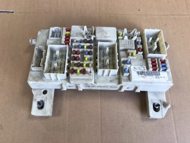 FORD FOCUS MK2 C-MAX Body Control Module Fuse Box 7M5T-14A073-DC Ref F7 ...