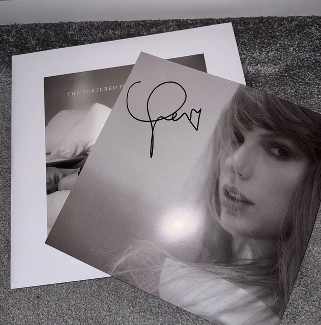 TAYLOR SWIFT SIGNED TTPD Vinyl + The Manuscript * IN HAND * With HEART ...