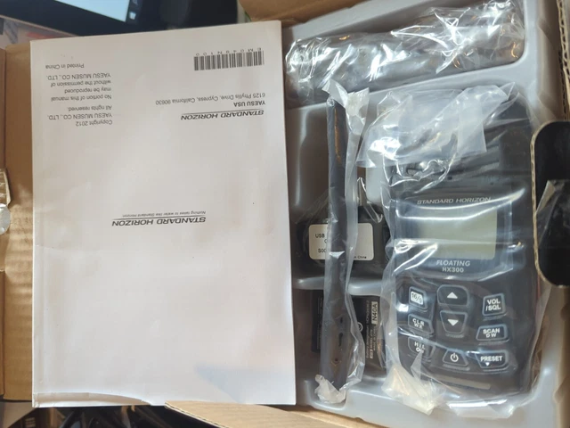 STANDARD HORIZON HX300 Floating Handheld VHF Marine Radio Transceiver ...