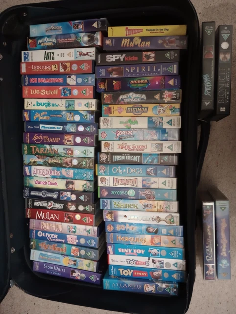 VIDEO CASSETTES VHS tapes Disney Warner Children's films bundle ...