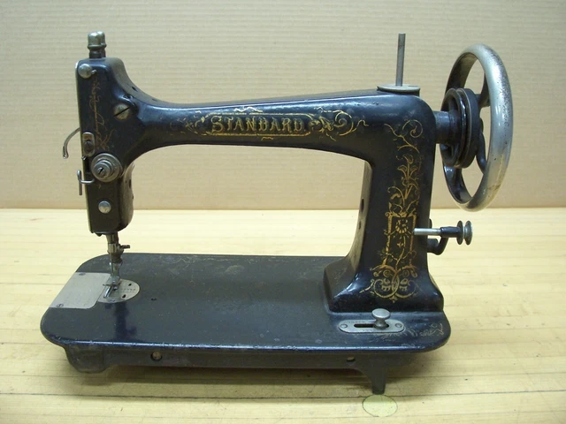 VINTAGE ANTIQUE ART Deco Standard Seamstress Treadle Sewing Machine ...