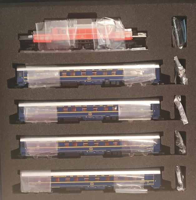 ROCO ART. 61468 OBB confezione loco elettrica 1020 rossa+4 carrozze ...