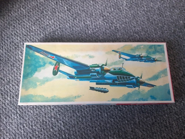 VINTAGE 1980S VEB Plasticart Model Kit 1:72 Tupolev TU-2 £20.00 ...