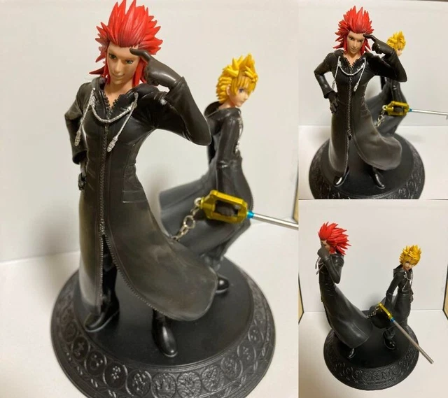 COFFRET FIGURINES KINGDOM Hearts Second Memory Roxas Axel Disney ...