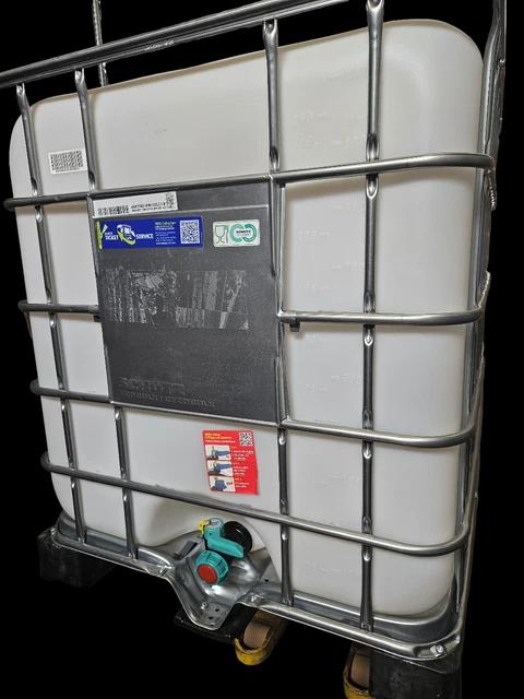 CISTERNA IN PLASTICA usata 1000 Lt per stoccaggio acqua piovana- olio ...