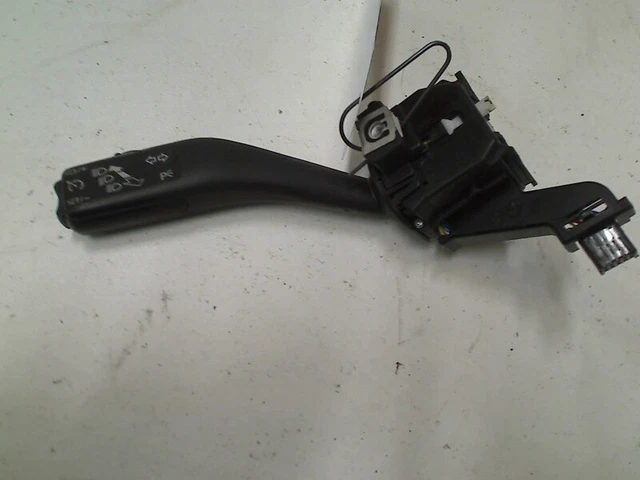 INTERRUTTORE LUCI SEAT Leon (1P1) 2009 1K0953513G EUR 17,00 - PicClick FR