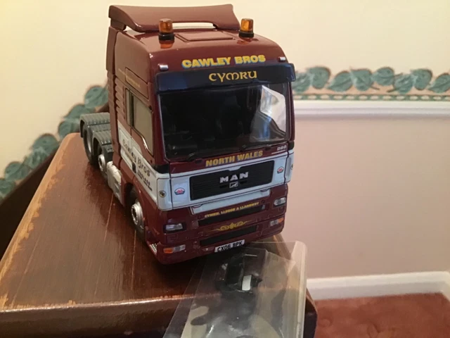 HEAVY HAULAGE CORGI MAN TGX 6x2 TRACTOR UNIT 1:50 SCALE. CAWLEY BROS ...