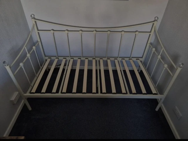 SINGLE DAYBED FRAME £89.08 - PicClick UK