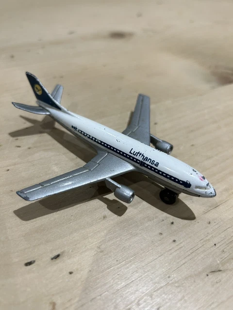 VINTAGE MATCHBOX DIECAST 1973 SB3 A300 B Airbus Lufthansa Plane White ...