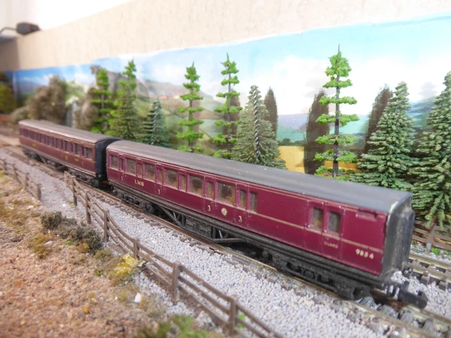GRAHAM FARISH LMS mainline coaches x 2. N gauge. £10.00 - PicClick UK