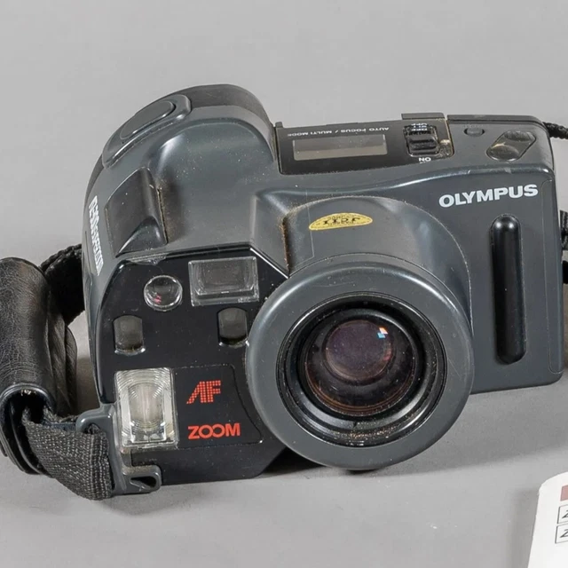 OLYMPUS INFINITY SUPERZOOM 300 Af Avec Objectif 38/105mm. Appareil ...