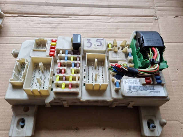 FORD FOCUS MK2 C-Max Body Control Module Fuse Box Bcm 7M5T-14A073-Cd ...
