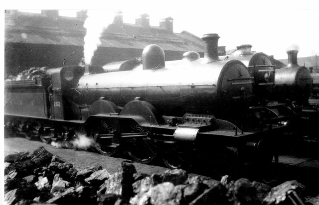 RAIL PHOTO GNR LNER 442 C2 252 Kings Cross shed London £2.39 - PicClick UK