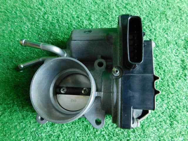 MITSUBISHI COLT 2010 DBA-Z21A Corpo farfalla 1450A174 [usato ...