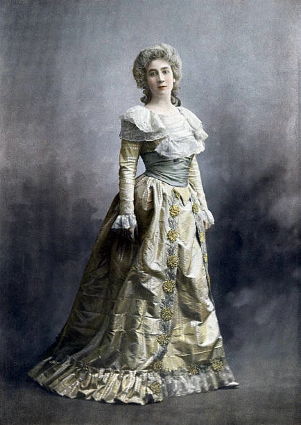 MISS MARCYA IN The Role Of Elizabeth c1900 Old Photo EUR 6,65 - PicClick IT