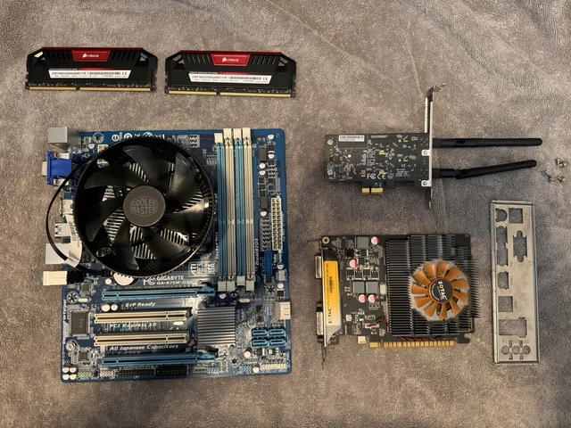 GIGABYTE MOTHERBOARD-INTEL I7 CPU-Corsair 16 GB RAM-Graphics/Wireless ...