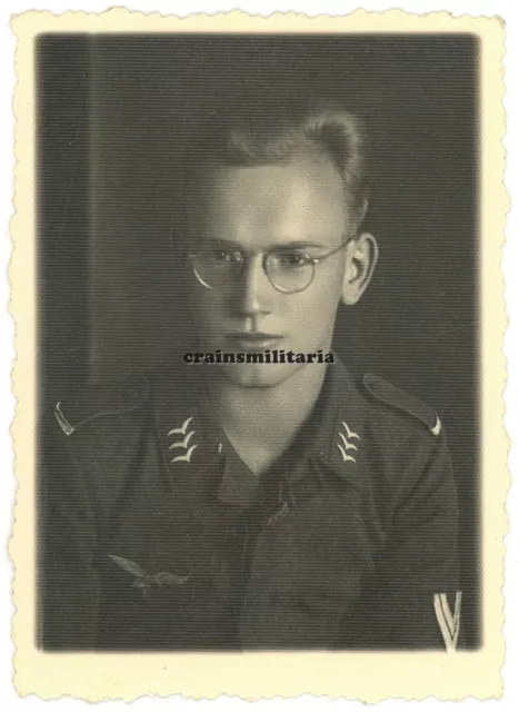 ORIG. FOTO PORTRAIT Luftwaffe Soldat in RADMYNO b. Przemysl Polen 1941 ... ORIG. FOTO PORTRAIT Luftwaffe Soldat in RADMYNO b. Przemysl Polen 1941 ...