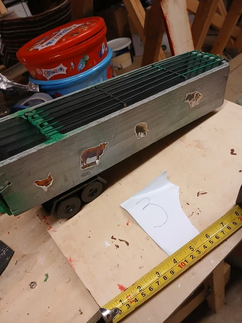 CATTLE, SHEEP & PIGS, TOY Trailer FOR HAULAGE . 3 Study Pictures Please ...