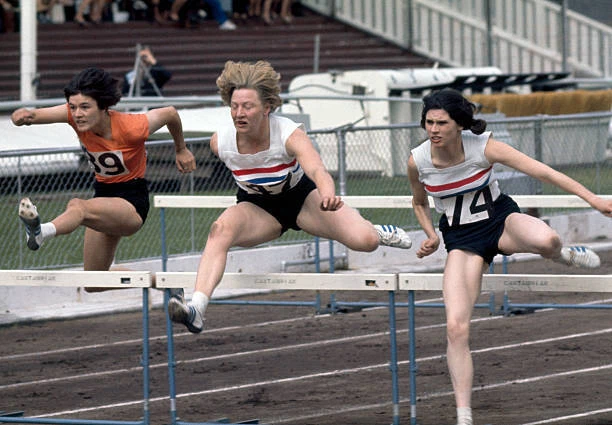 1972 IRISH OLYMPIC Pentathlon Gold Winner Mary Peters No 4 Old Photo $8 ...