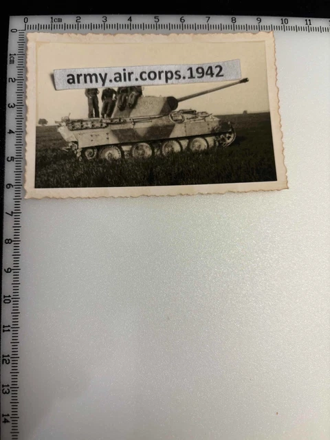 WW2 REPRO PHOTO Foto German Wehrmacht Elite GD Heer Medium Tank Panzer ...